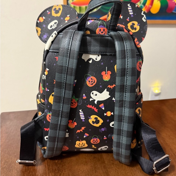 Loungefly | Bags | Loungefly Disney Halloween Kids Backpack With Orange ...